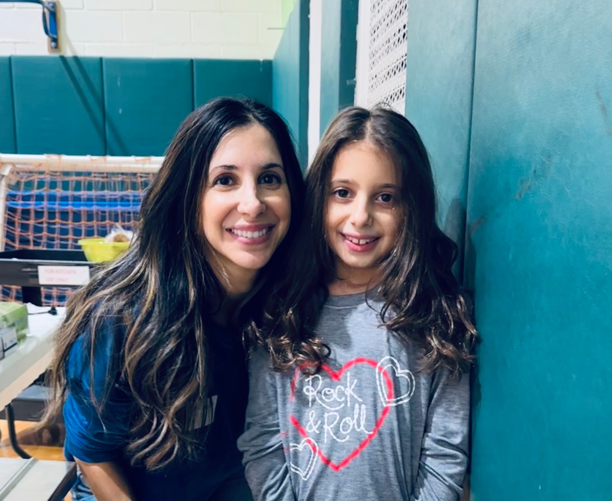 Jen Bush and Jay Michaels chat with Lielle and Michal Burk about the ...